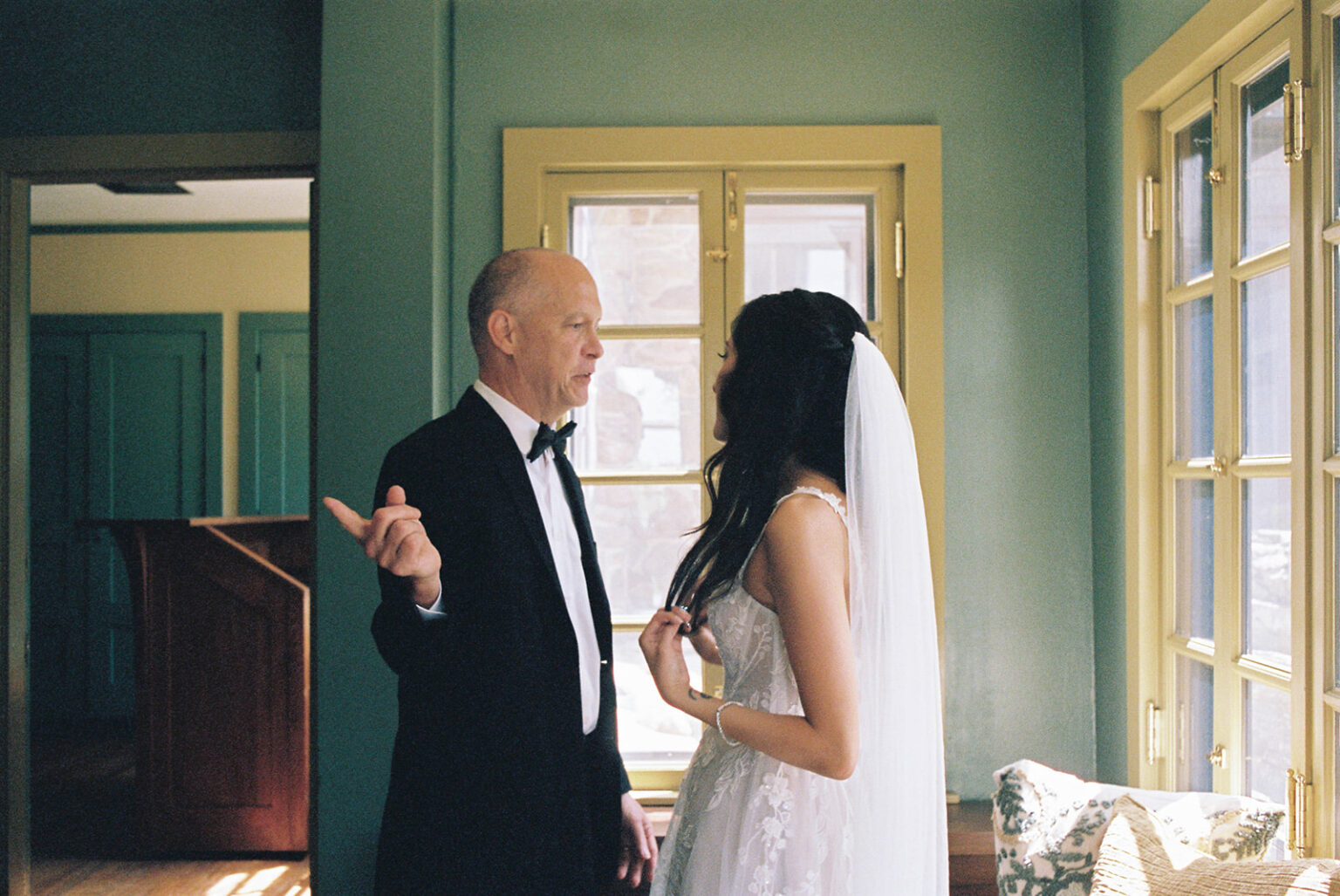 Boettcher Mansion Wedding in Golden, Colorado on Film - hannahhenke.com